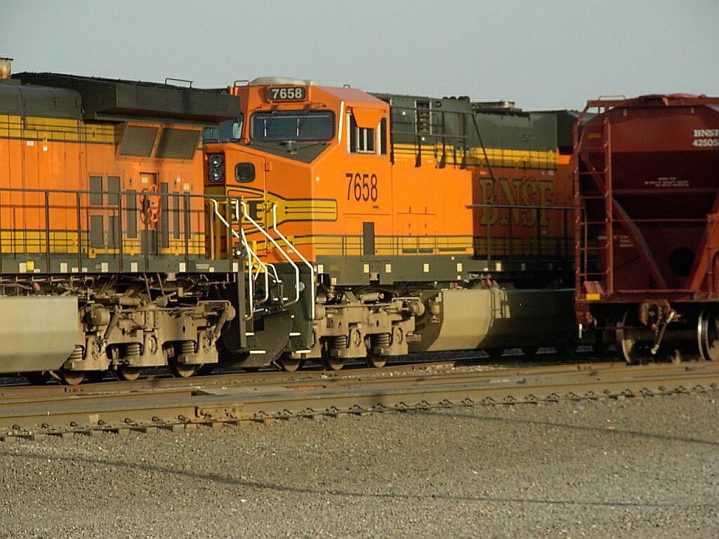 BNSF 7658